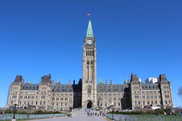 OTTAWA TO QUEBEC CITY | CANADIAN ROAD TRIP 2016 – TRAVEL TEA TV